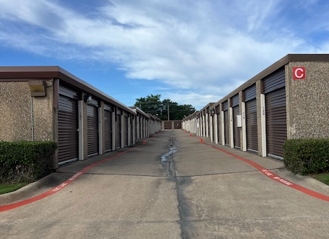 Affordable & Secure Self Storage in Dallas Metroplex | The Attic Self ...