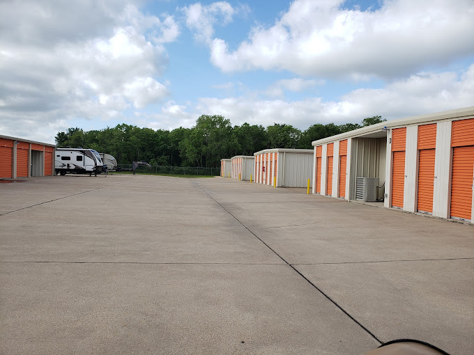 Self Storage & Vehicle Storage in Angleton, TX | Express Self-Storage