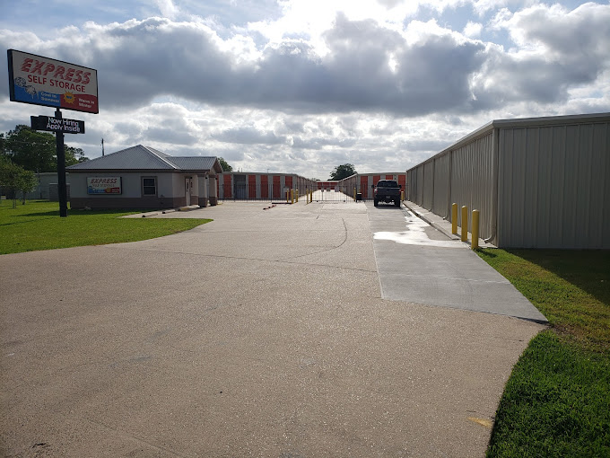 Self Storage & Vehicle Storage in Angleton, TX | Express Self-Storage
