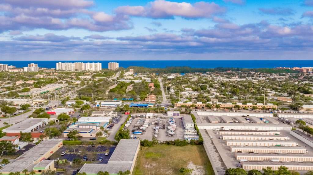 Secure Outdoor Boat & RV Storage With 24/7 Access in Boca Raton, FL ...