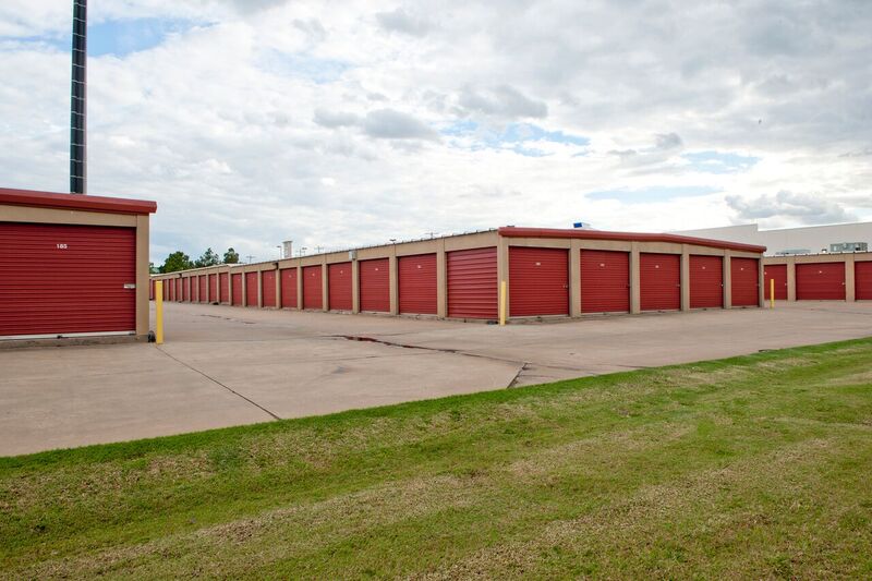 Temperature-Controlled Self Storage Units & Vehicle Storage | American ...