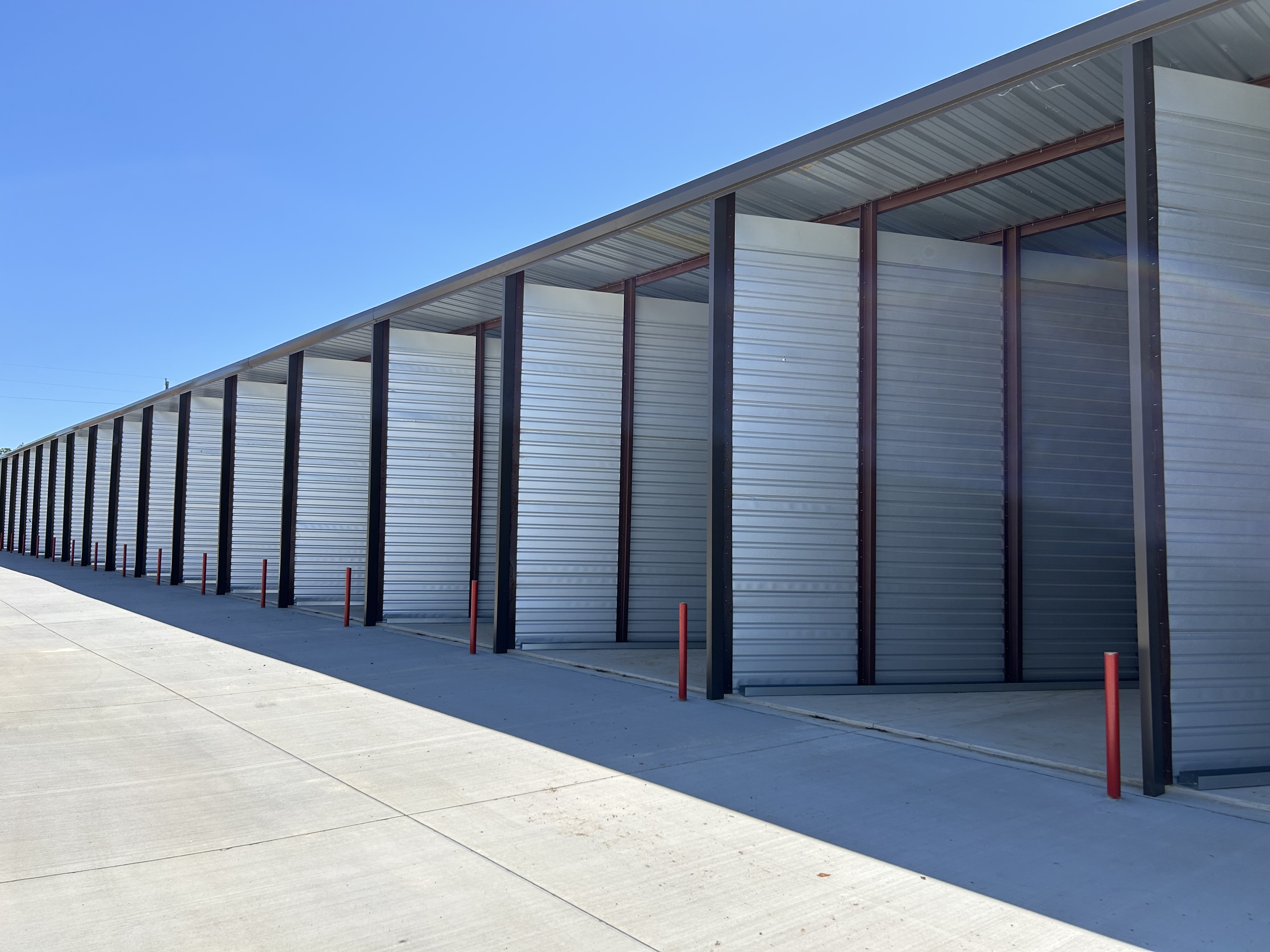 Self Storage Units in Burleson, TX | RV & Boat Storage | Supreme Storage TX