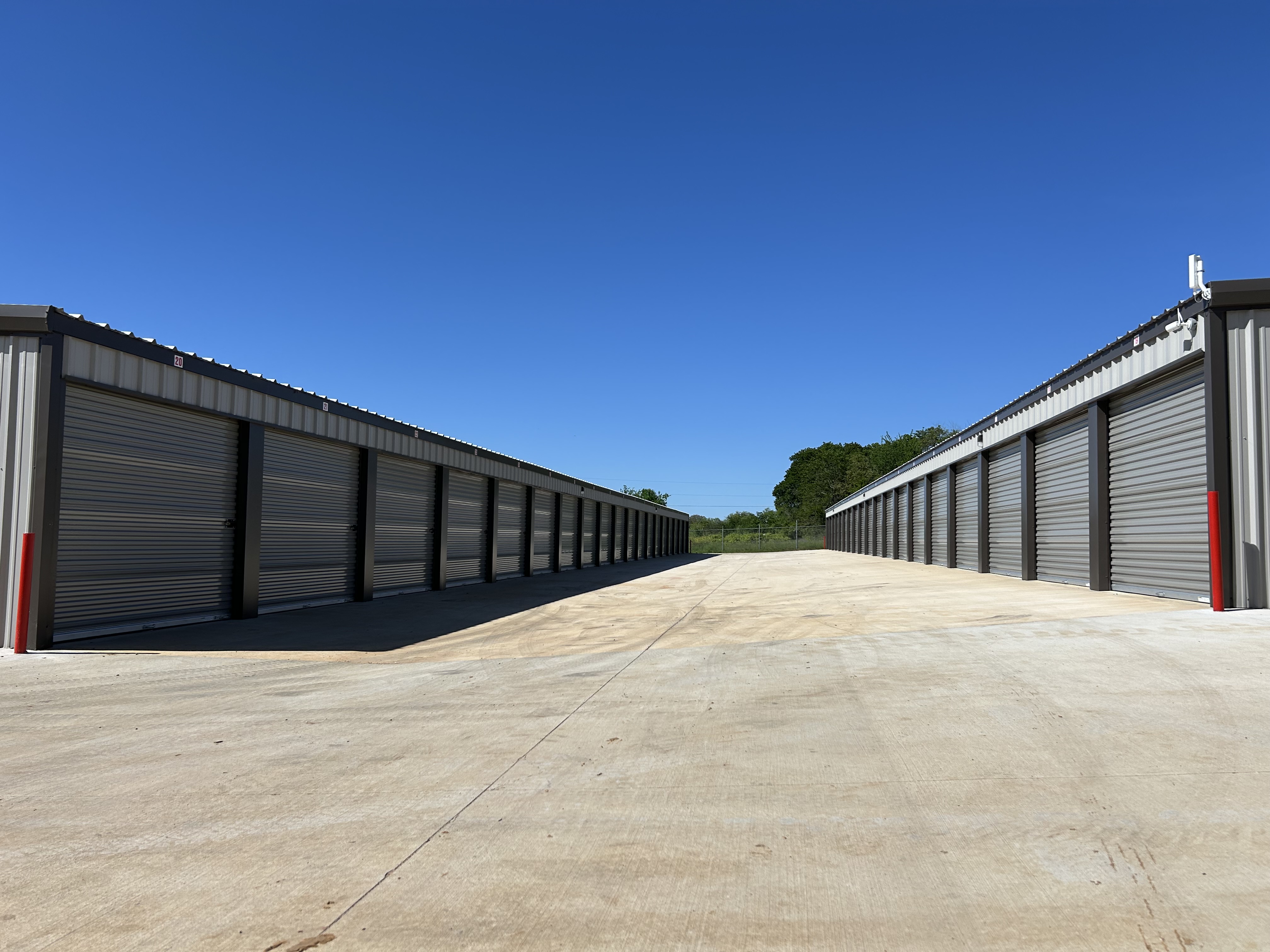 Self Storage Units in Burleson, TX | RV & Boat Storage | Supreme Storage TX