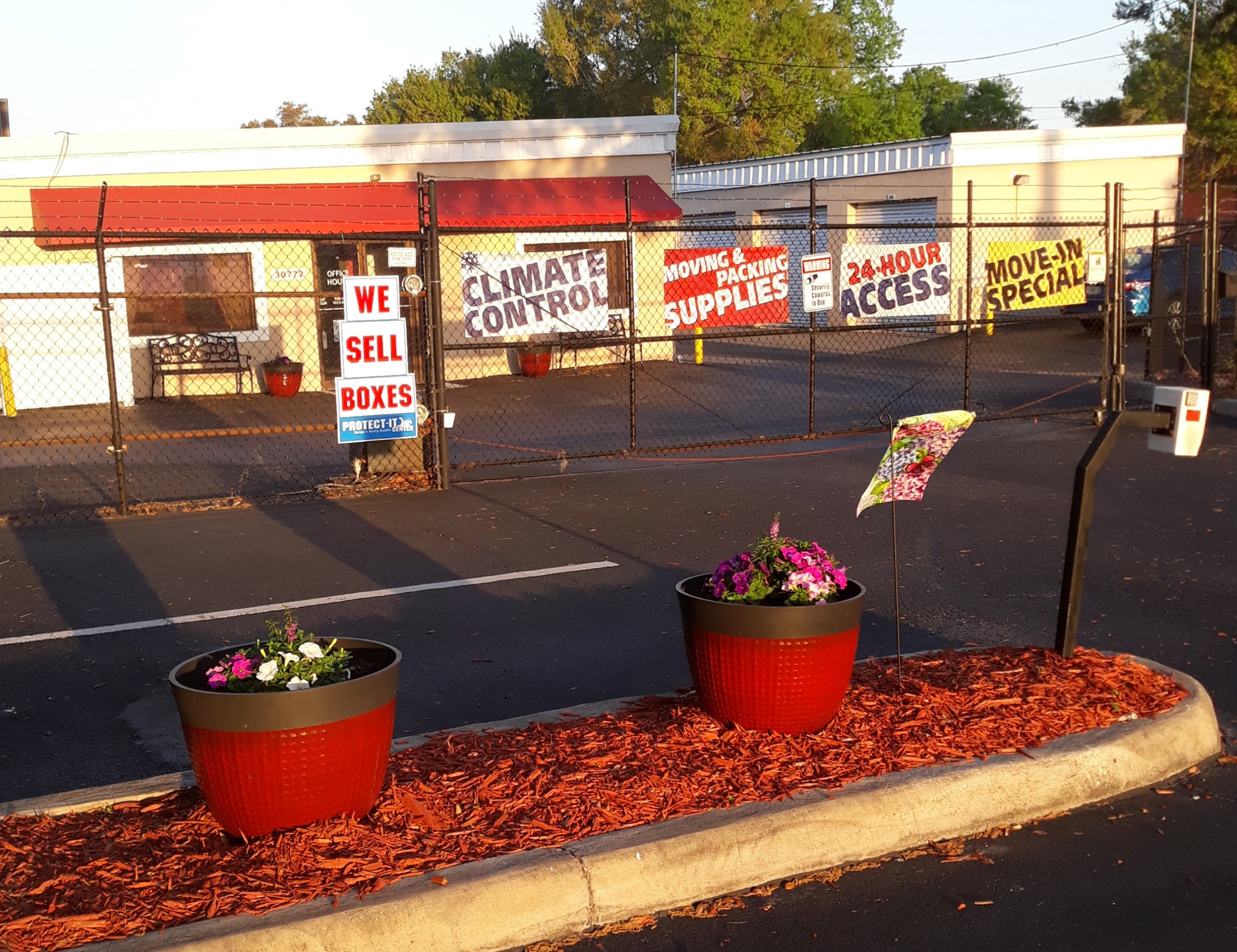 Self Storage in Western Florida | United Self Mini Storage