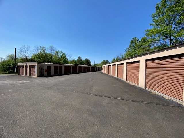 Self Storage Units & Outdoor Boat/RV/Vehicle Parking in Quakertown, PA ...