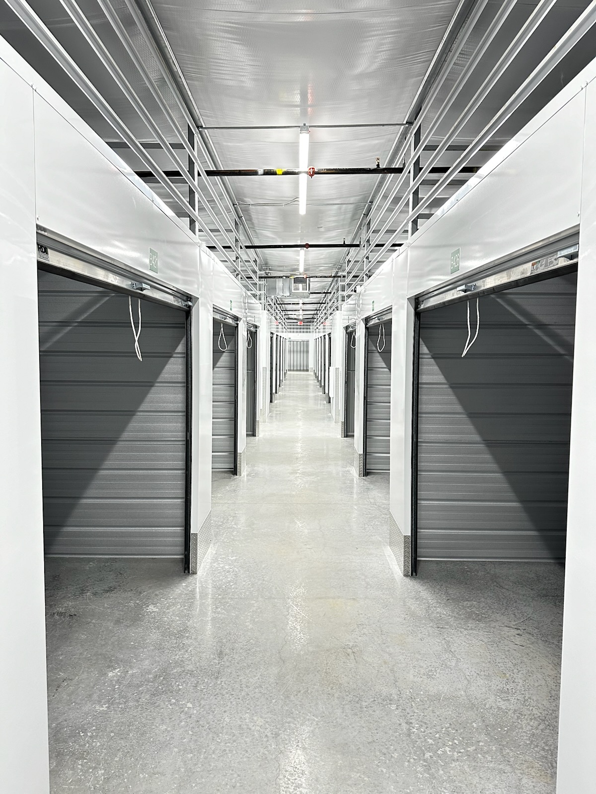 Climate-Controlled Units & Outdoor Indoor RV/Vehicle/Boat Parking in ...