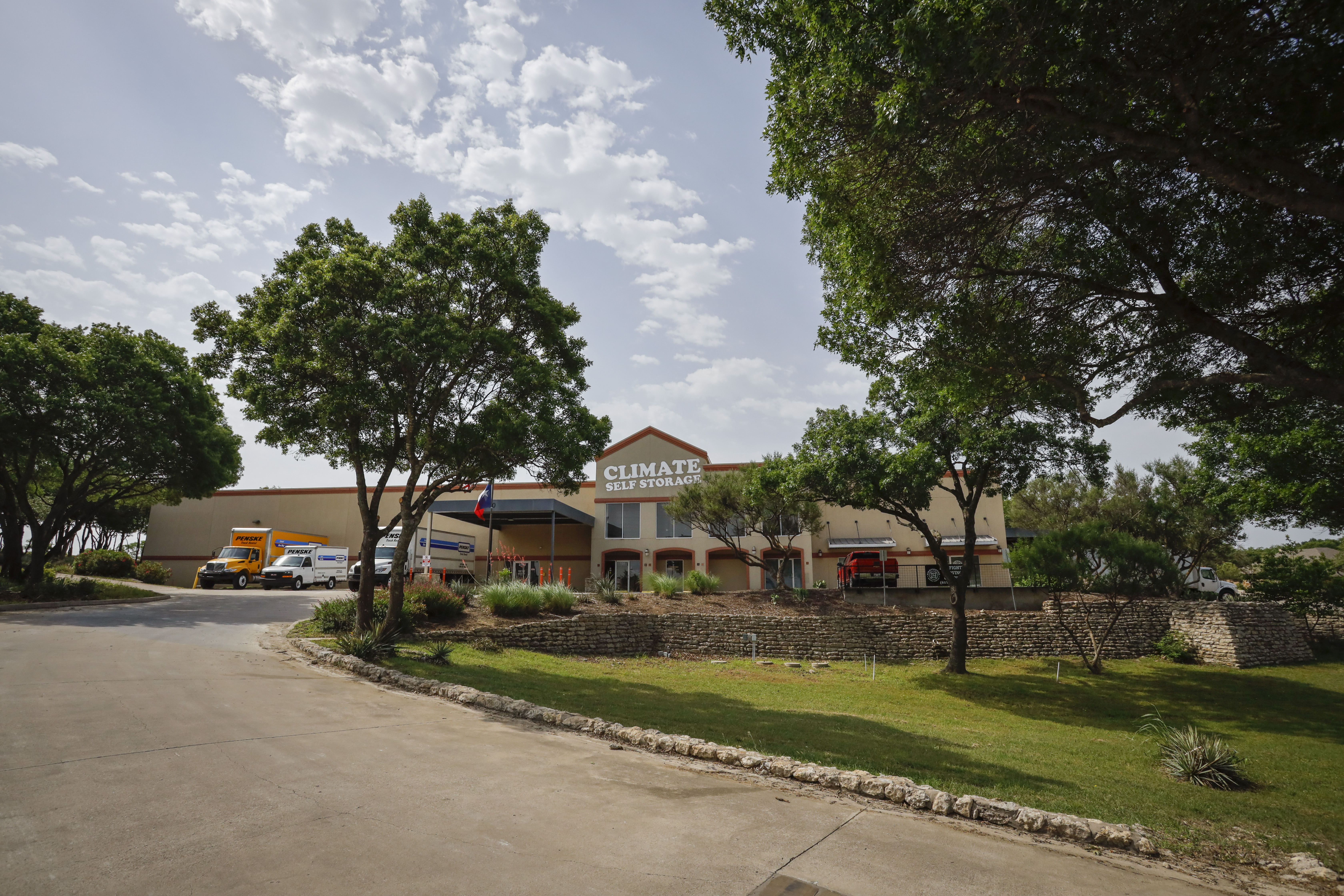 Self Storage Facility in Hudson Oaks, TX | Compass Storage