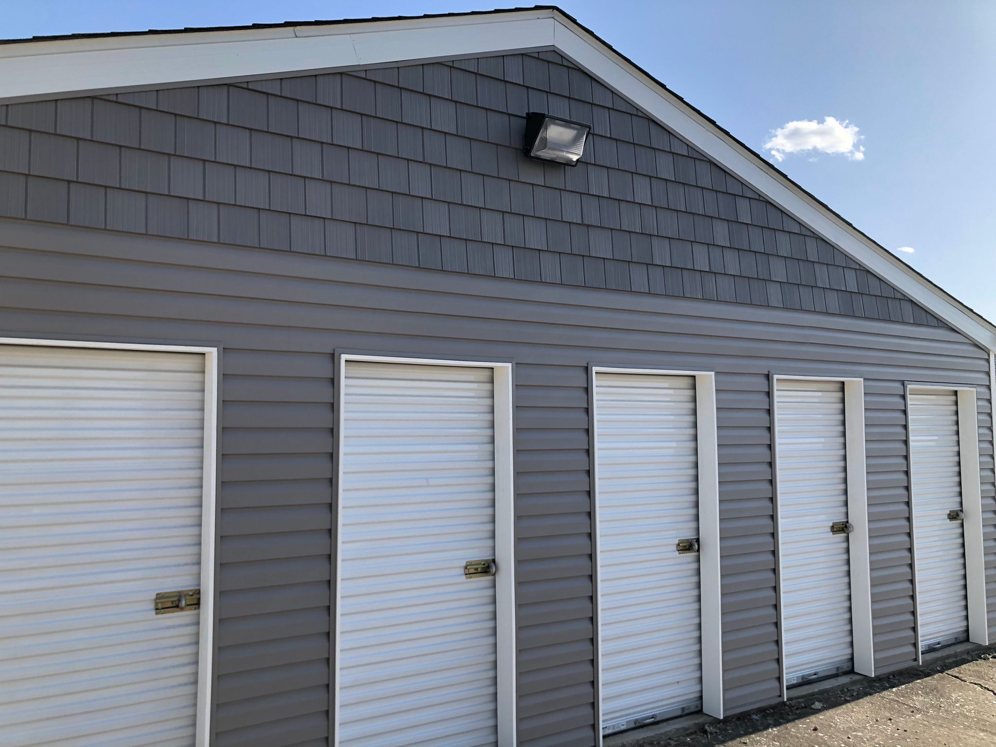 Self Storage Units & Uncovered RV/Vehicle Parking in Granite City, IL ...