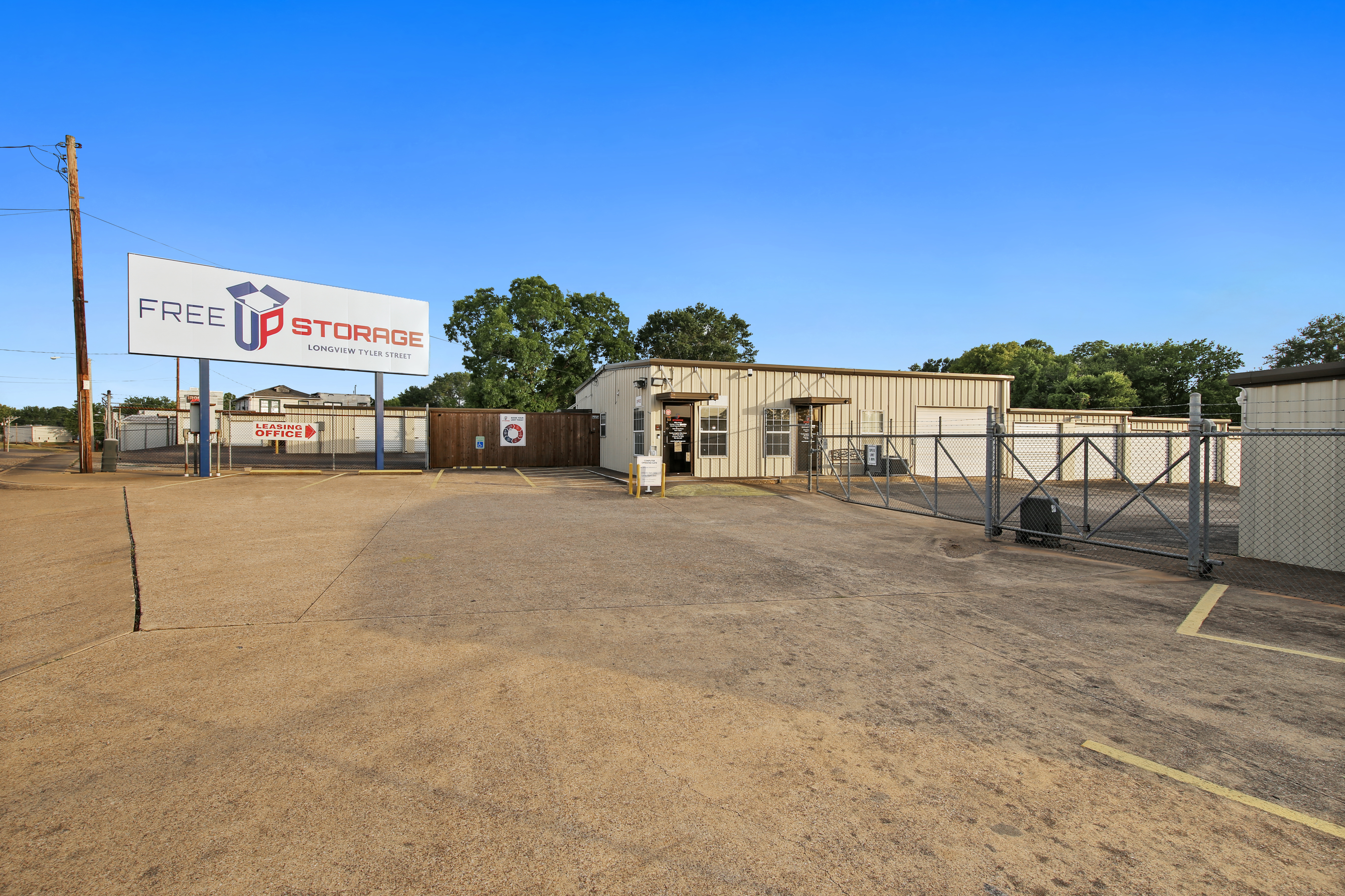 Storage Units in Longview, TX on West Tyler St | FreeUp Storage Rental ...