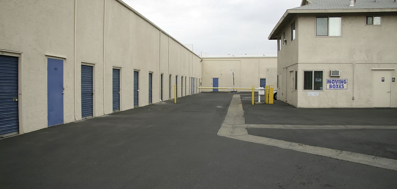 Self Storage & Outdoor RV Parking in Fresno, CA 93650 | Alluvial Mini ...