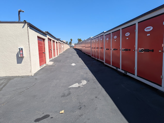 Convenient Self Storage in Vista, CA | Rocket Self Storage | Rocket ...