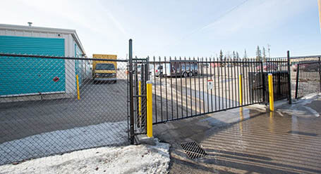 Calgary Storage Locker Rental & Indoor Storage | StorageMart