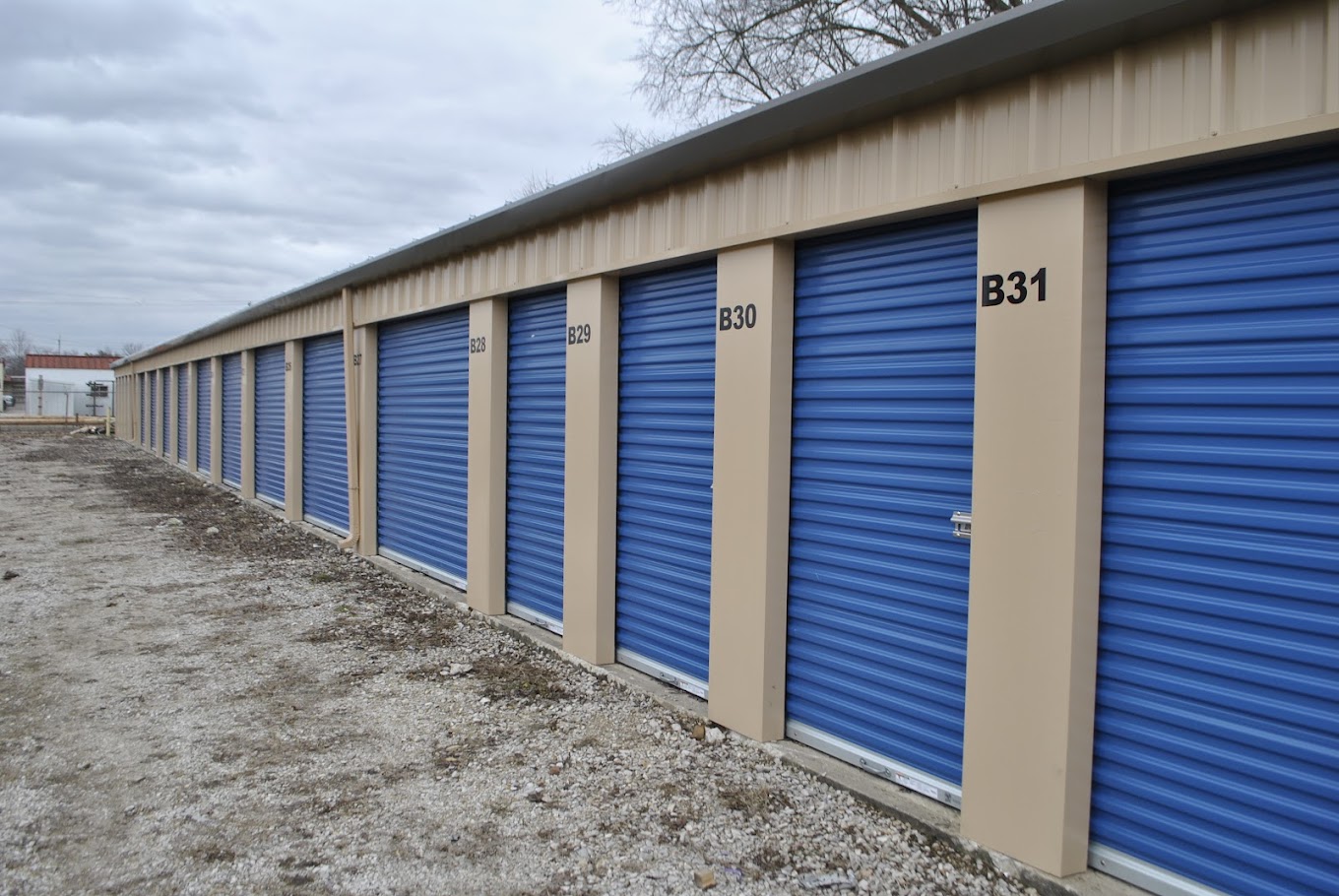 Secure Gated Storage Facility with 24/7 Access in Vincennes, IN ...