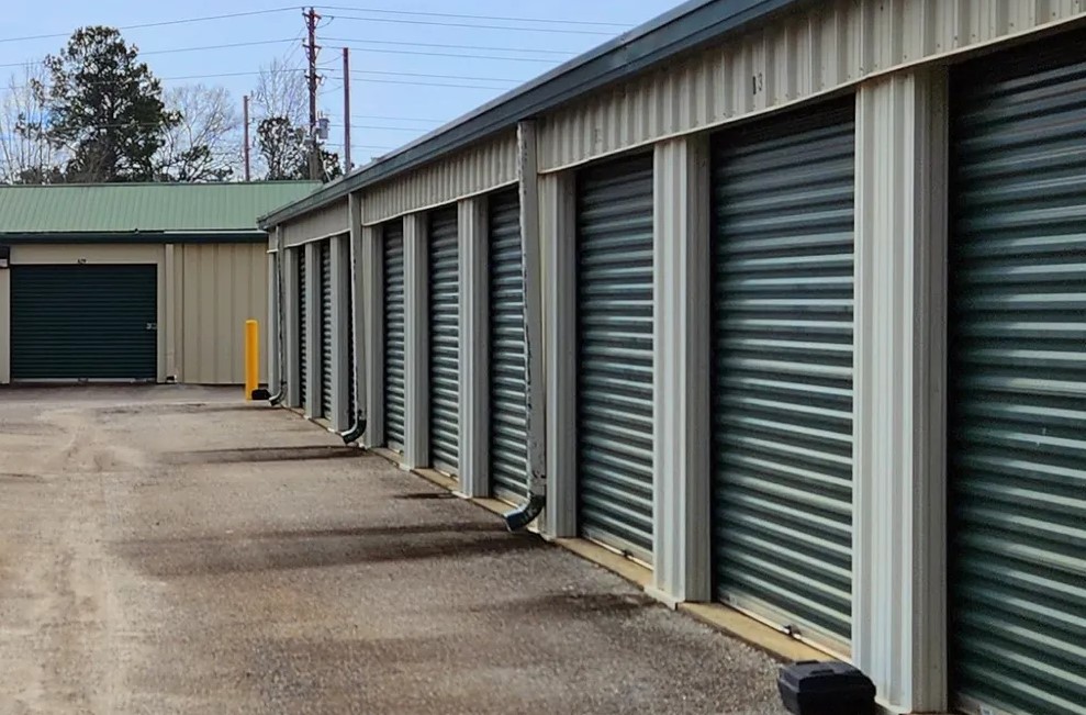 Drive Up & Temperature Controlled Storage Units & Outdoor Boat/RV ...