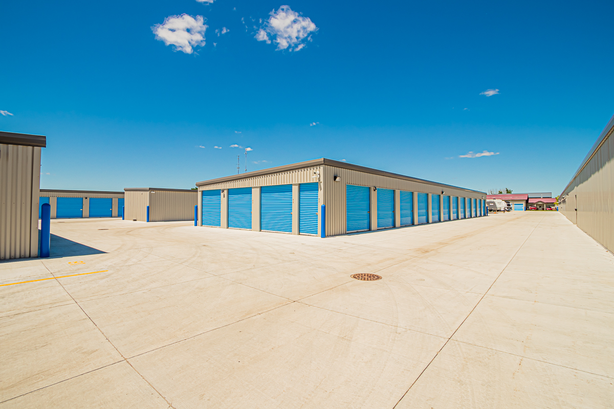 Temperature-Controlled Units & Indoor/Outdoor Boat/RV/Vehicle Parking ...